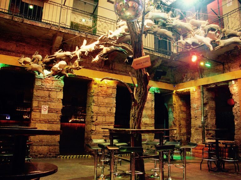 Touring Budapest’s Quirky Ruin Pubs » The Traveloid